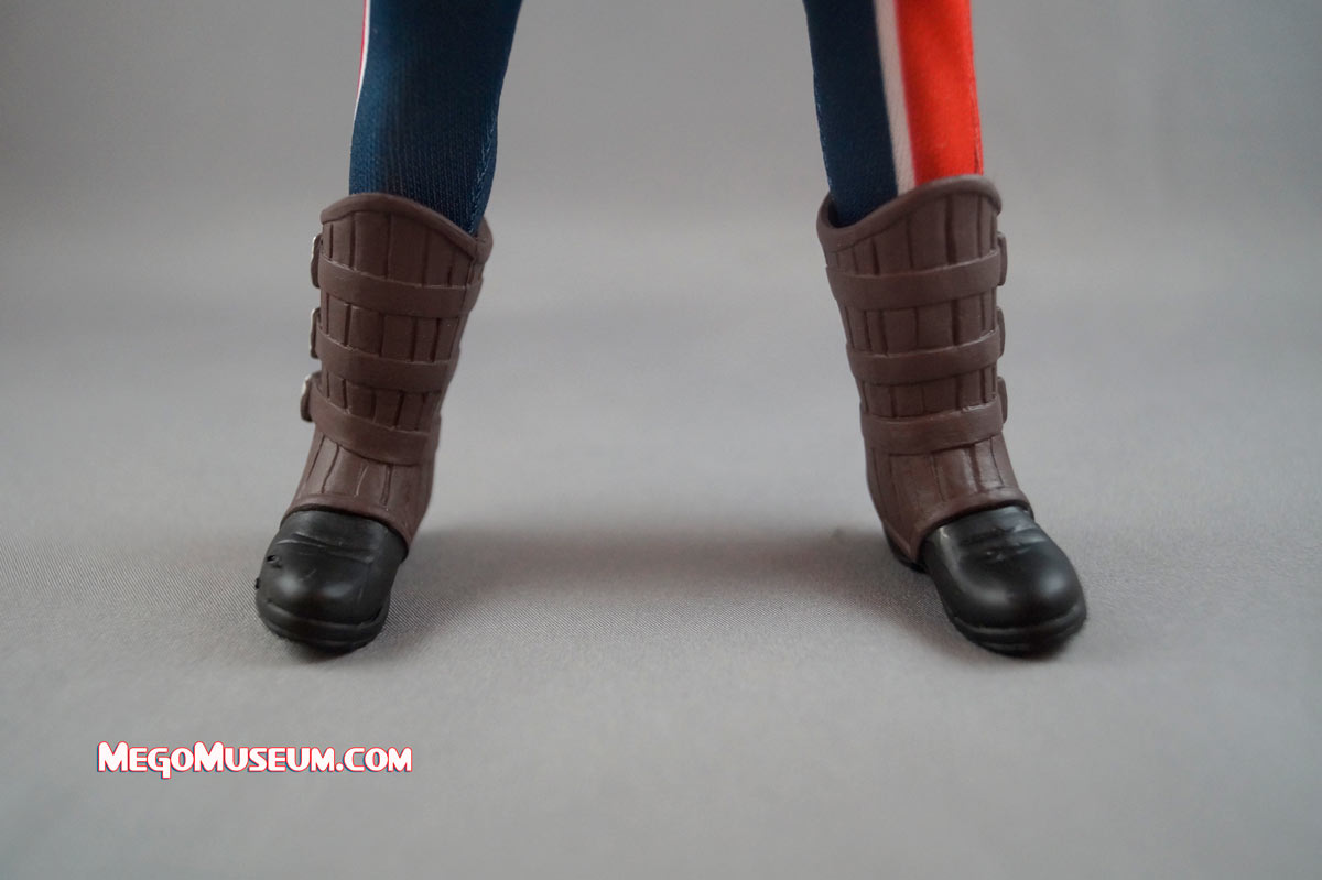 Up Close: ThinkGeek Captain America Exclusive – Mego Museum